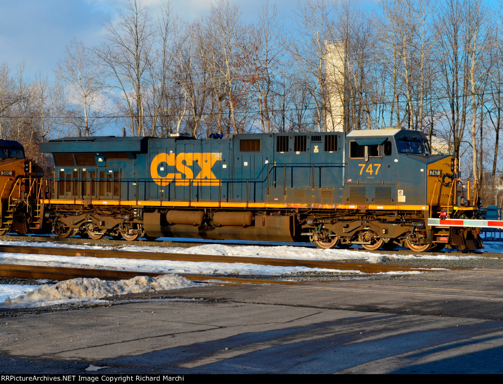 CSX 747